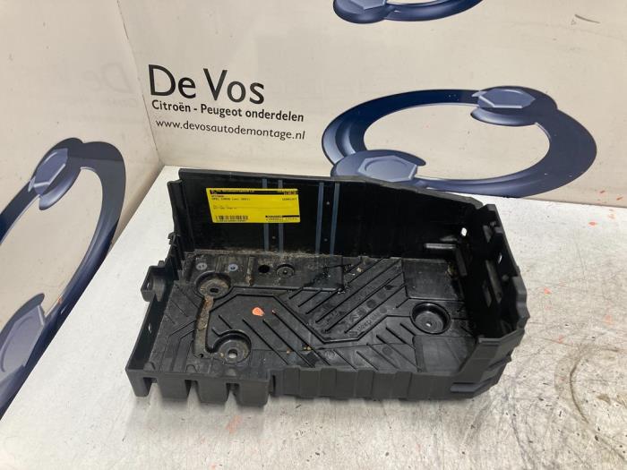 Opel Corsa 1.2 Turbo 12V 100 Battery box 2021 9823533180 | De Vos ...