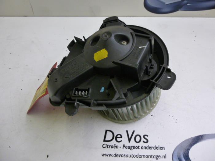 Peugeot 806 2.0 HDi 16V Heating and ventilation fan motor 2001 6441E3 ...