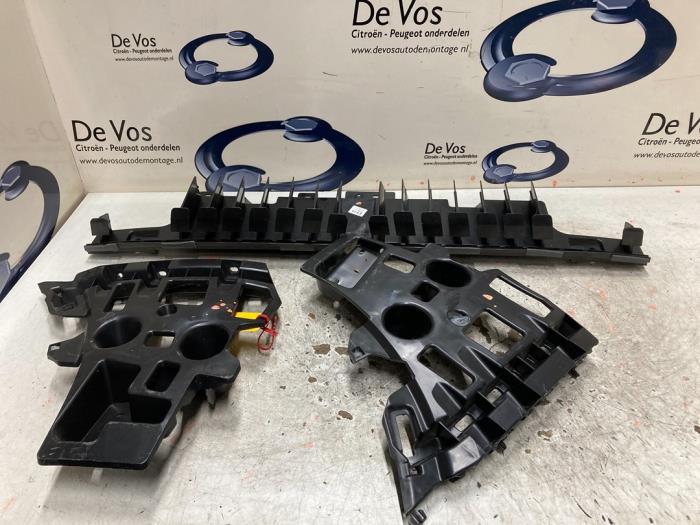 DS Automobiles DS7 Crossback Rear bumper frame 2018 9815717380 ...