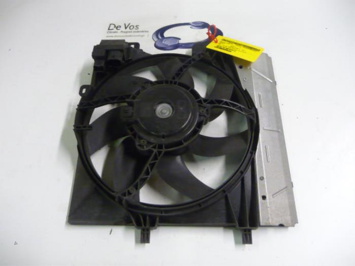 Peugeot 207 1.4 16V Vti Cooling fan housing 2009 9675280980-1253P8 | De ...