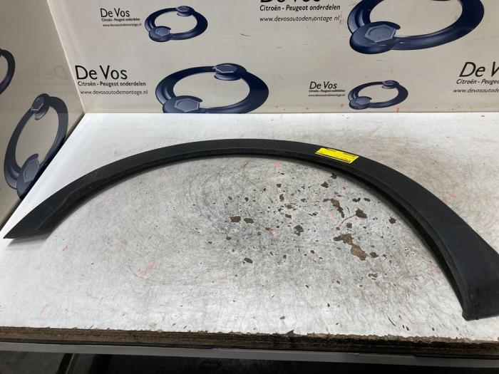 Opel Grandland X Wheel arch strip 2021 YP000309XT | De Vos Onderdelen
