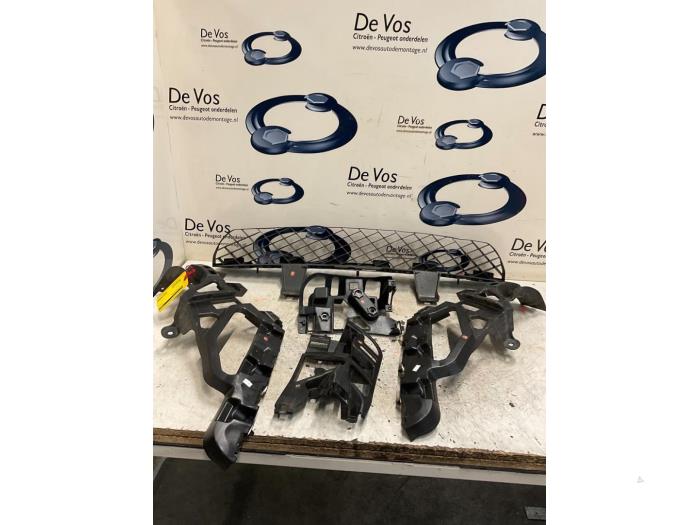 Peugeot 5008 1.5 BlueHDi 130 Rear bumper frame 2018 9814492680 ...