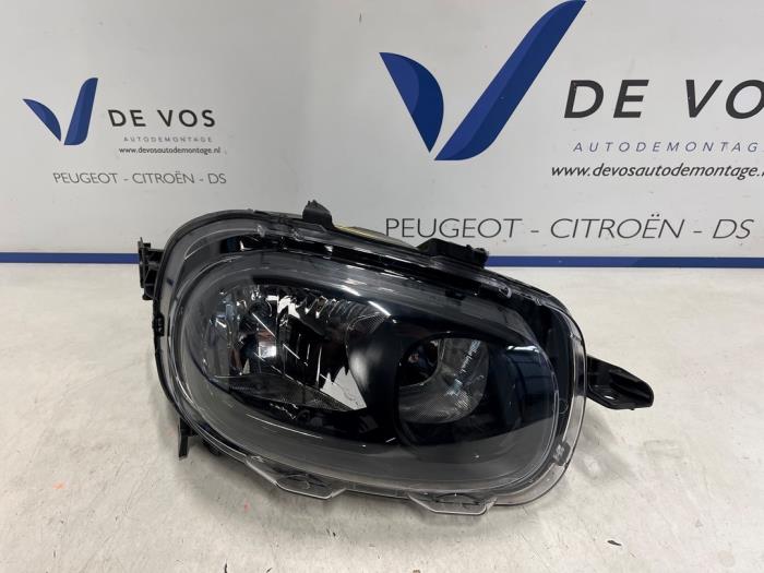 Citroen C3 1.2 12V e-THP PureTech 110 Headlight, right 2018 9820059280 ...